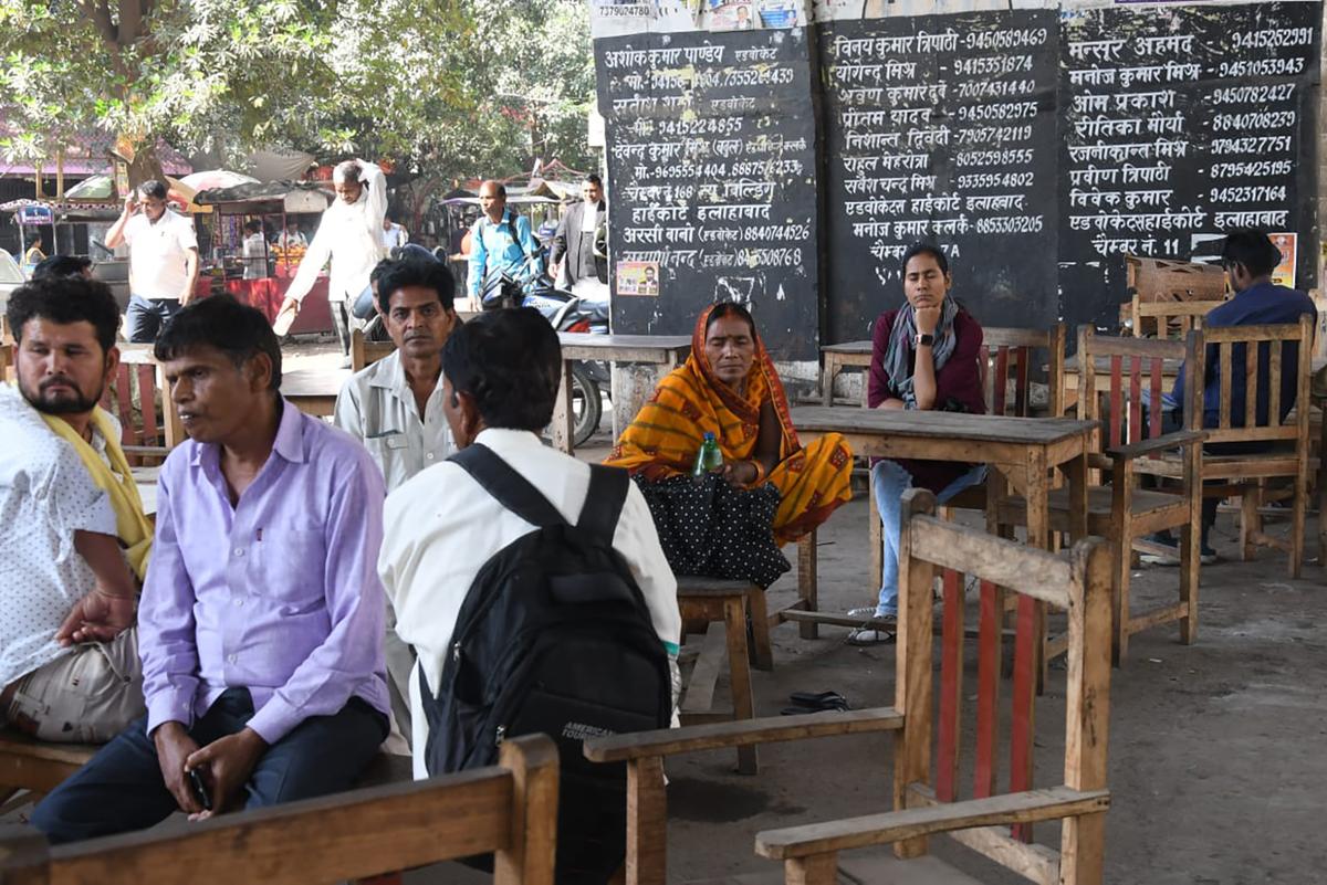 Three-member SIT to probe killing of Atiq, brother - The Hindu